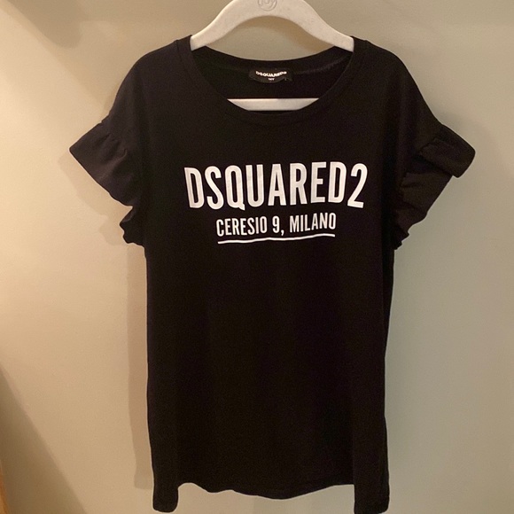 DSQUARED2 | Shirts & Tops | D Squared 2 Black Logo T Shirt With Ruffle ...